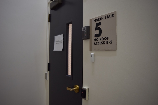 Fifth floor of Mrak Hall closes to public after Fire Katehi sit-in ...