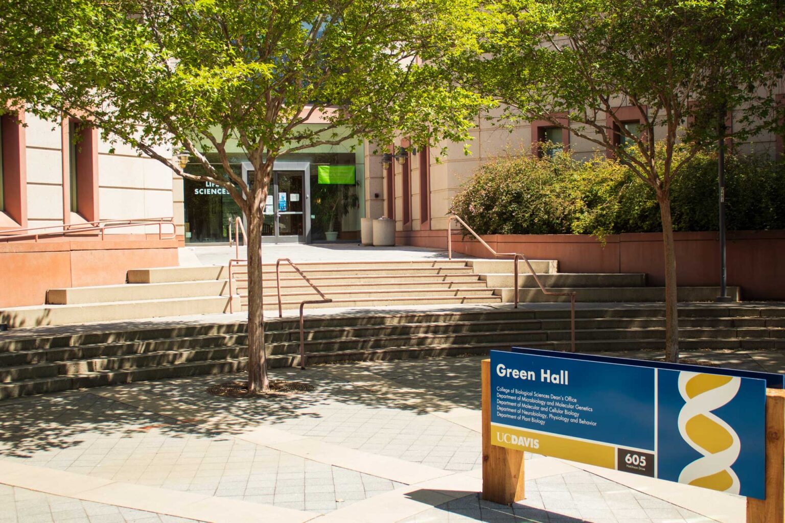 A guide to UC Davis’ College of Biological Sciences | The Aggie